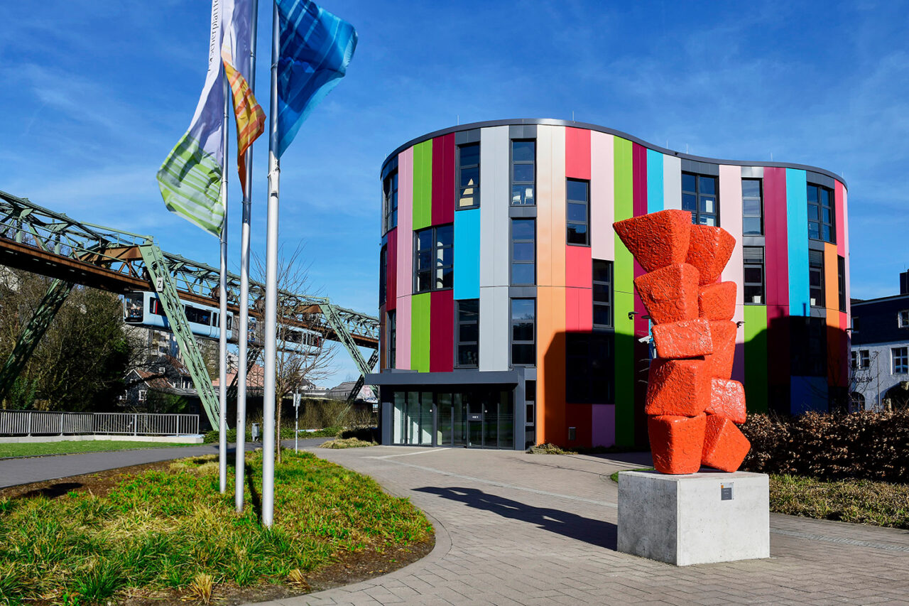 Träger | Junior Uni Daun