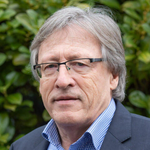 Träger | Junior Uni Daun